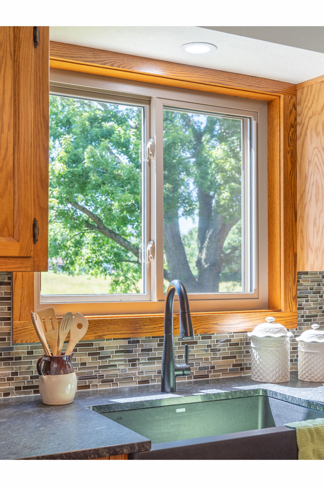 Premium Vinyl Sliding Windows | WholesaleVinylWindows.com